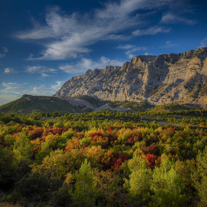 Berg sainte victoire-Bilder - Kaufen / Verkaufen
