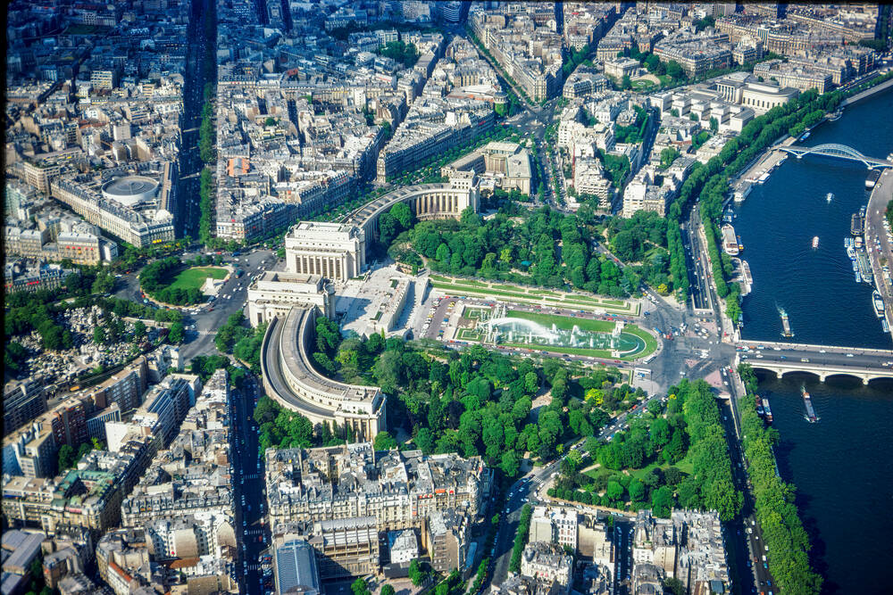 Palais de Chaillot 1976 - Photographic print for sale