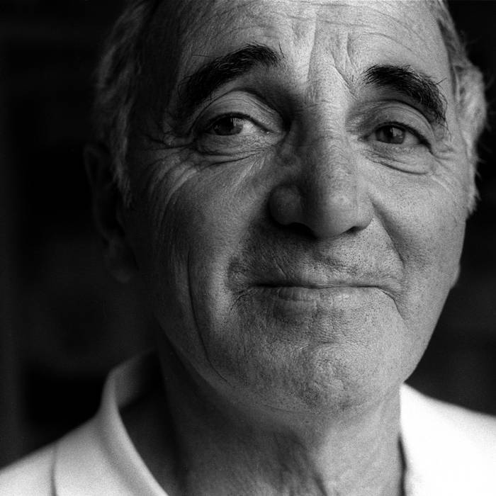 Photo de Charles Aznavour - Tableau de Charles Aznavour - Editions ...