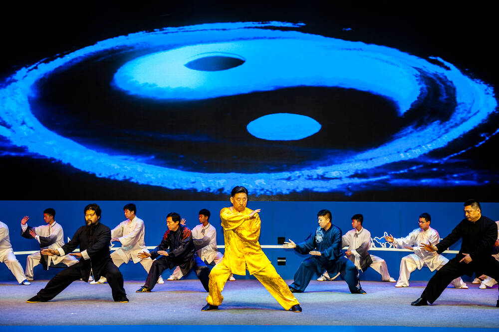 Grandmaster Tai chi and Tao - Photographic print for sale