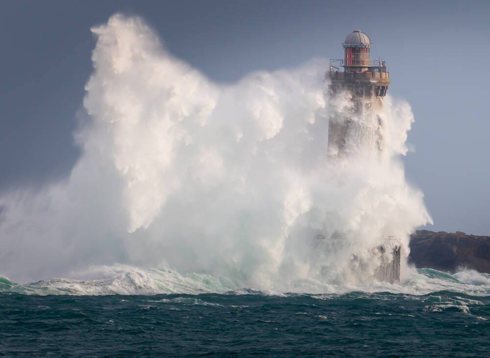 the waves attack kereon - Photographic print for sale