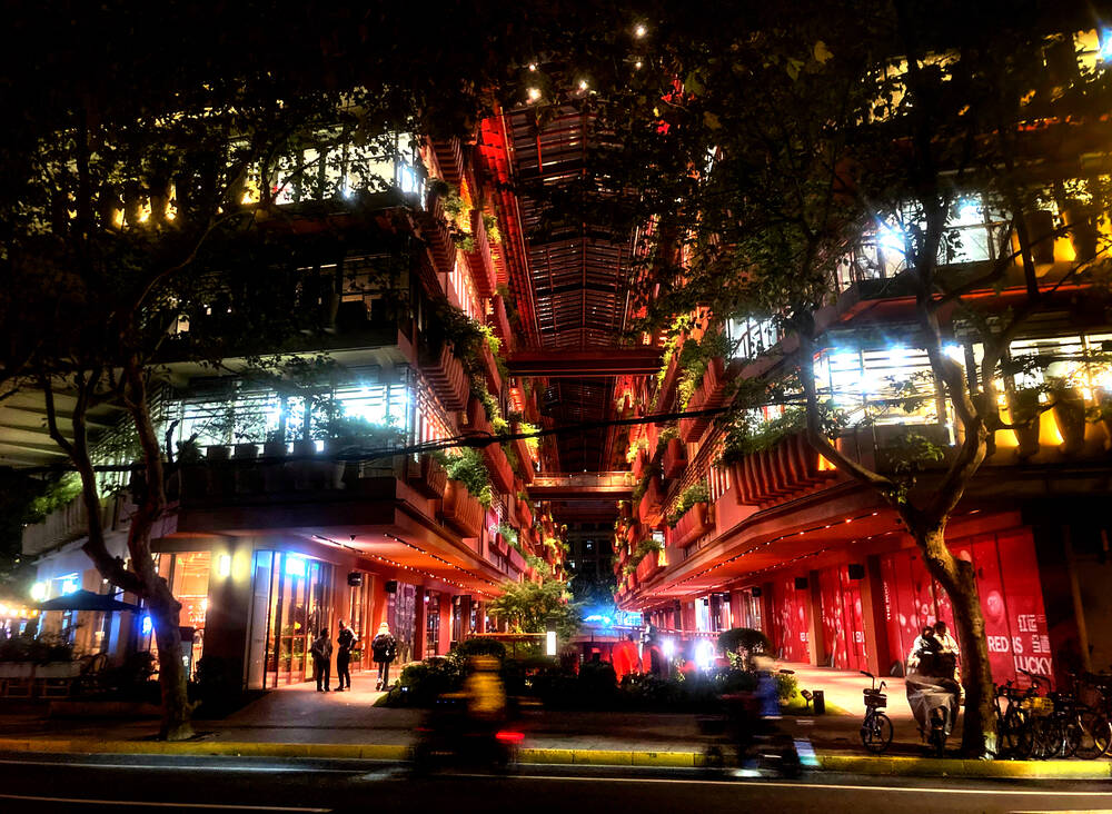 Shanghai colors - Photographic print for sale