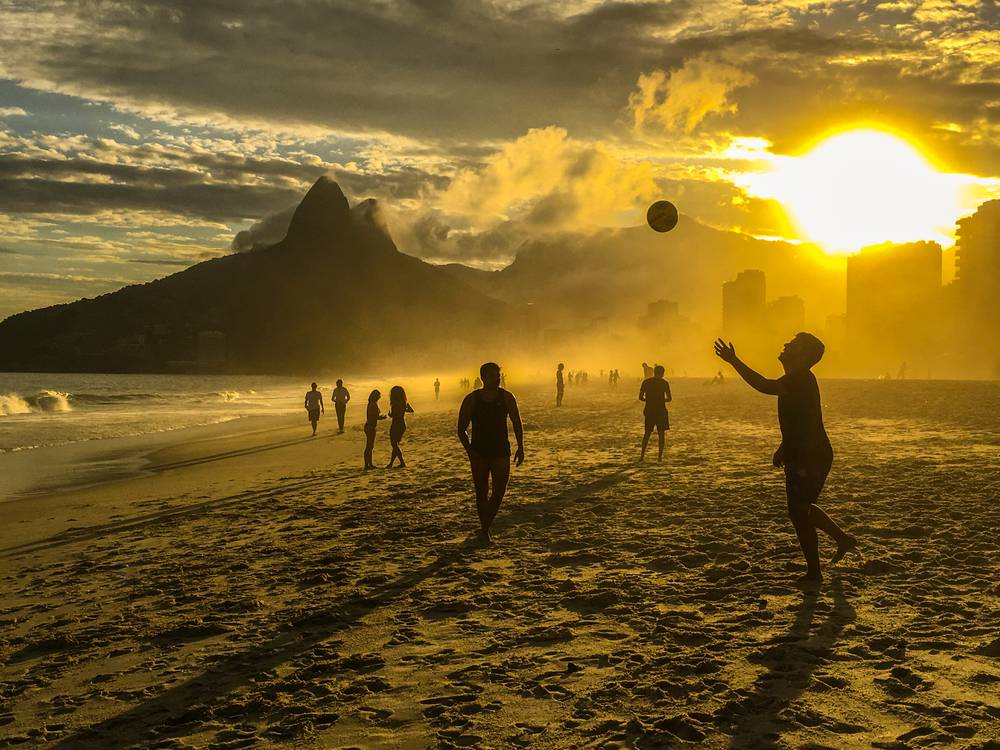 THE HAND OF IPANEMA - Photographic print for sale