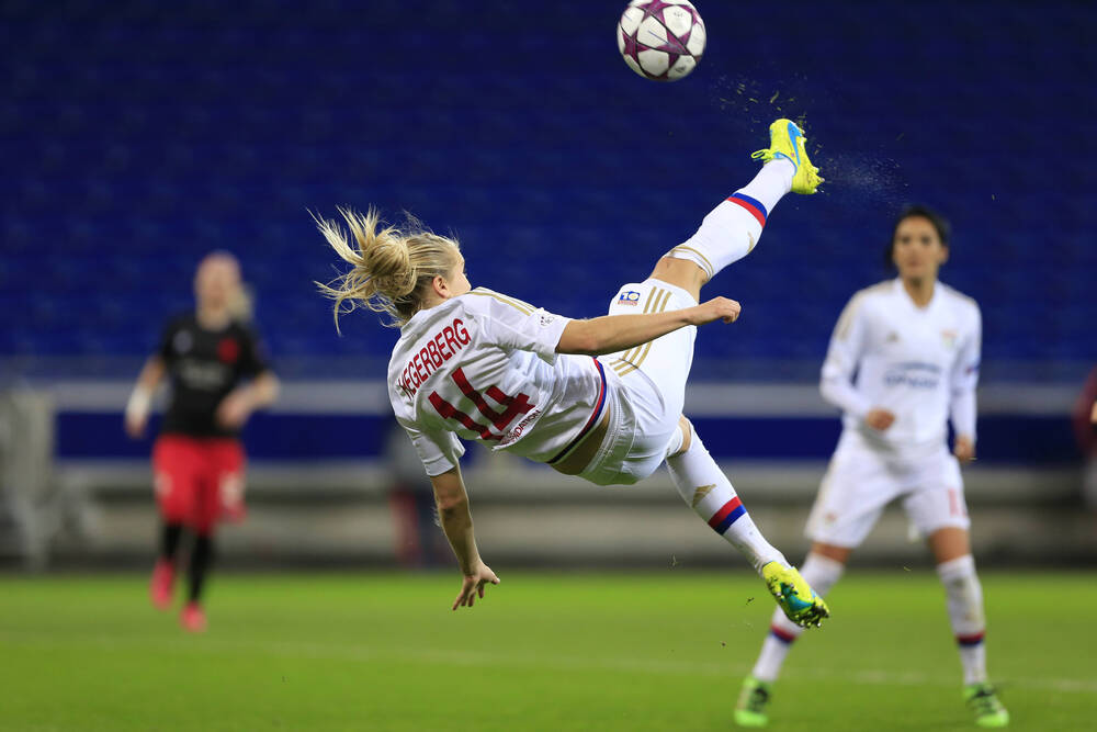 Ada Hegerberg - 2016 - Photographic print for sale