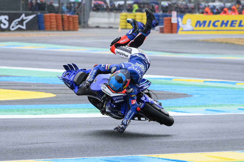 Miguel Oliveira crashes at the 2025 French Grand Prix - Photographic ...