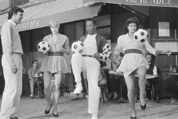 Series Our mythical pictures of Pelé - L'Équipe Photographer - Fine Art ...