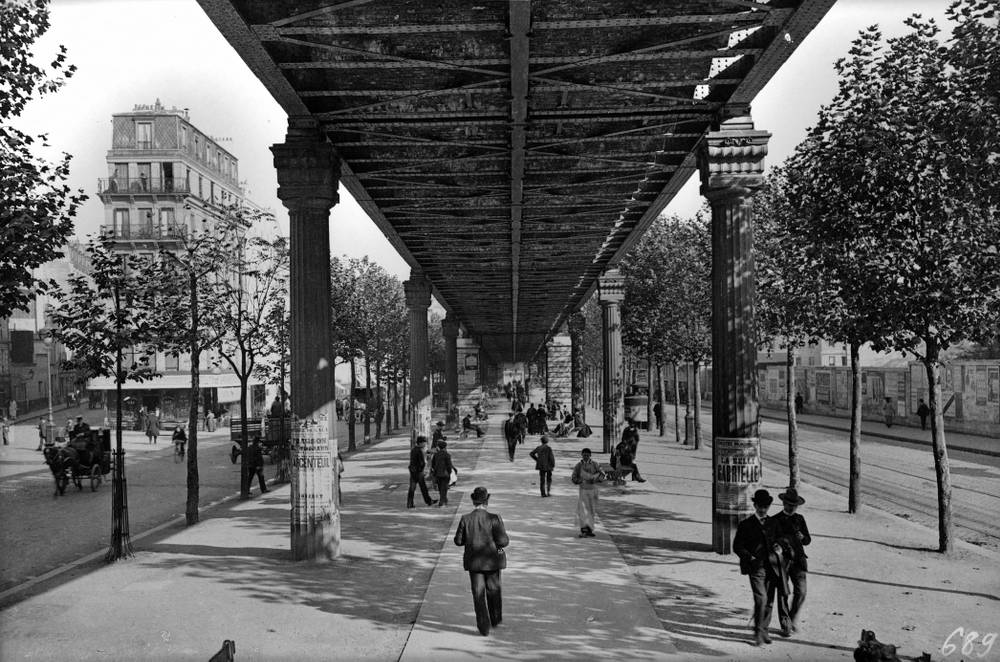 PARIS - AIRCRAFT METER - Photographic print for sale