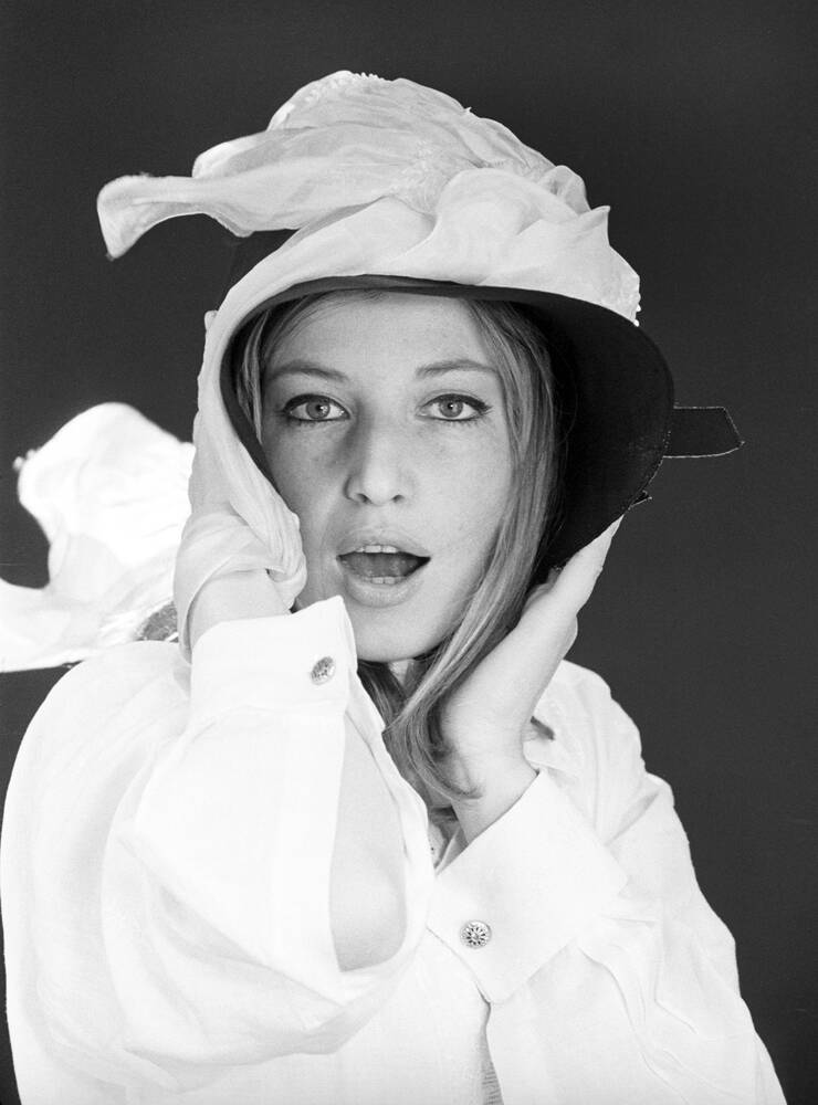 Monica Vitti in a hat - Photographic print for sale