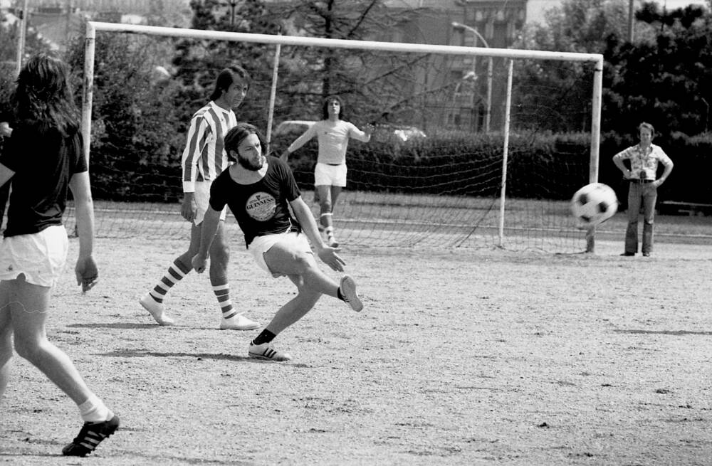 Pink Floyd soccer - Photographic print for sale