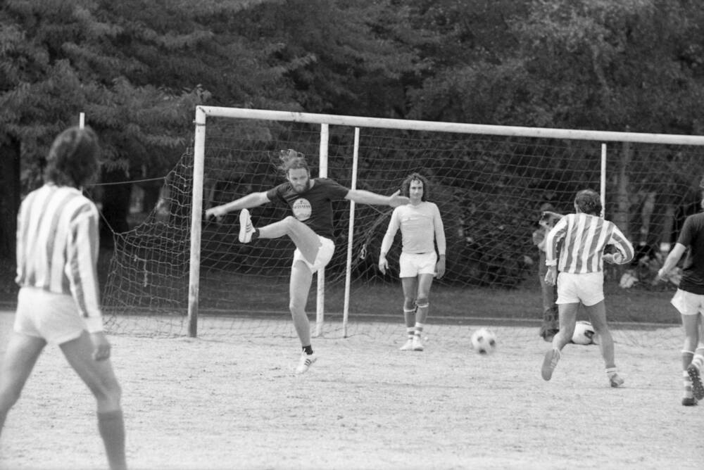 Pink Floyd soccer game - Photographic print for sale