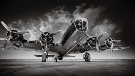 flying fortress b17 - Photographic print for sale