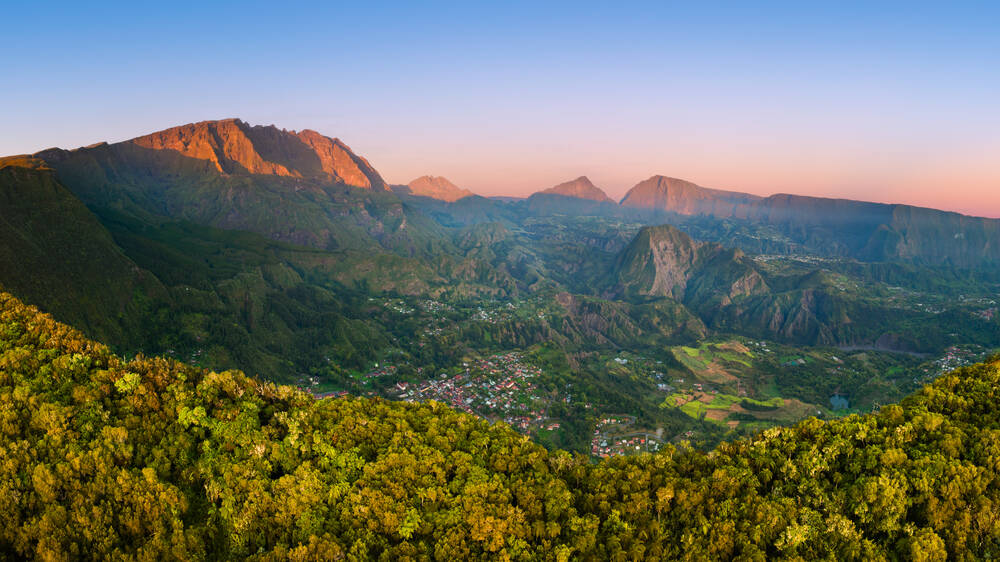 Saint Leu depuis la ravine de trois bassins ile la réunion - Photo et ...