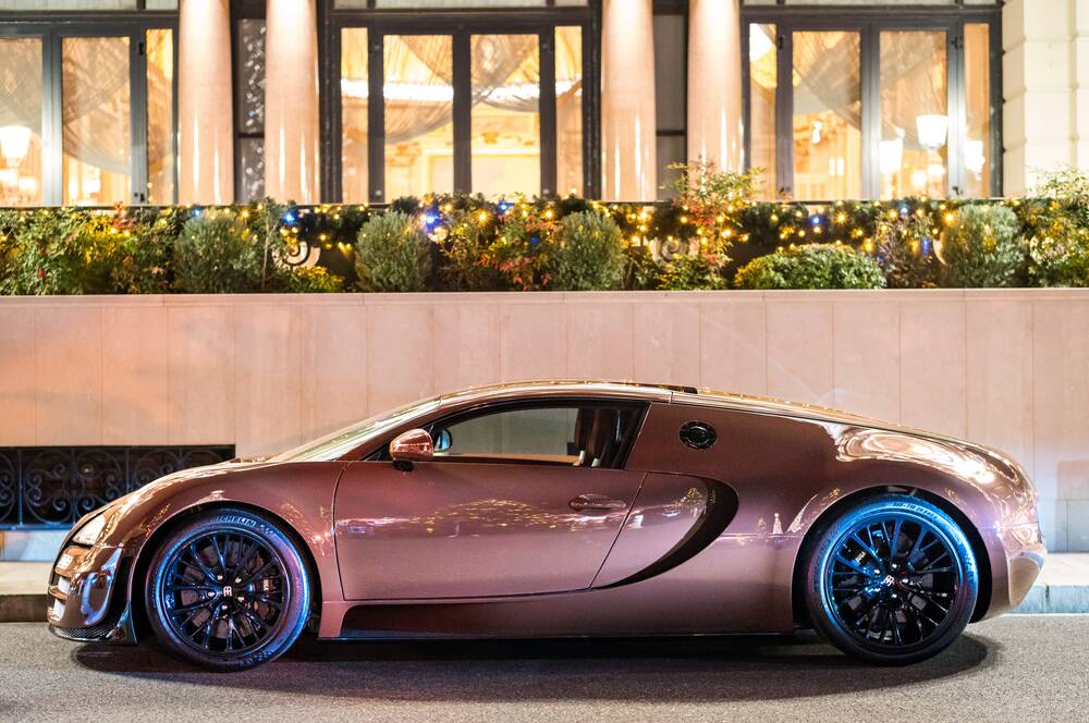 Bugatti Veyron - Photographic print for sale