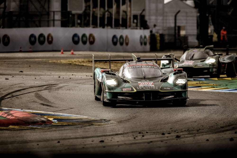 ASTON MARTIN VALKYRIE LE MANS 2025 - Photographic print for sale